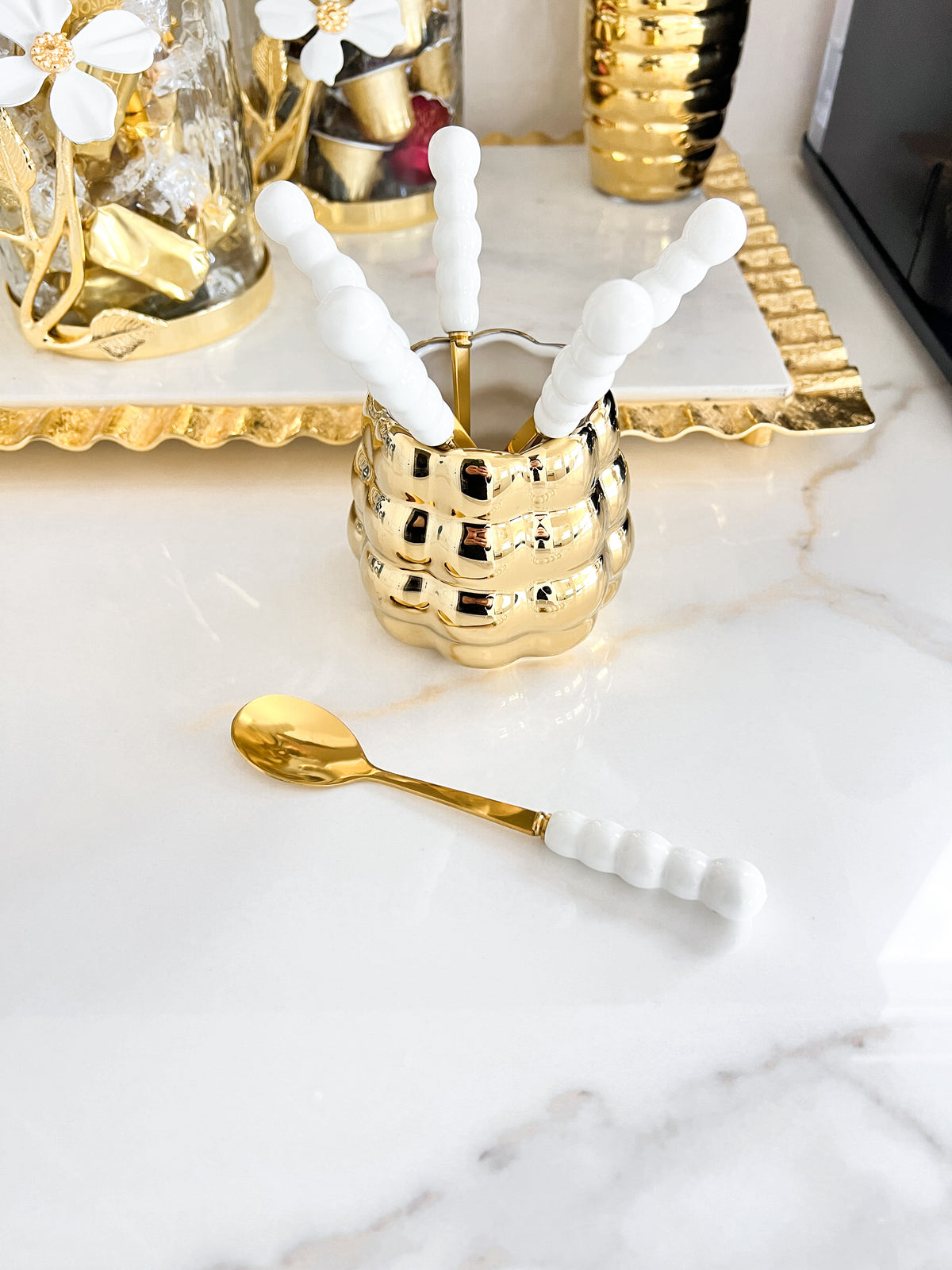 White and Gold Beaded Spoon with Stand Set | HTS DECOR