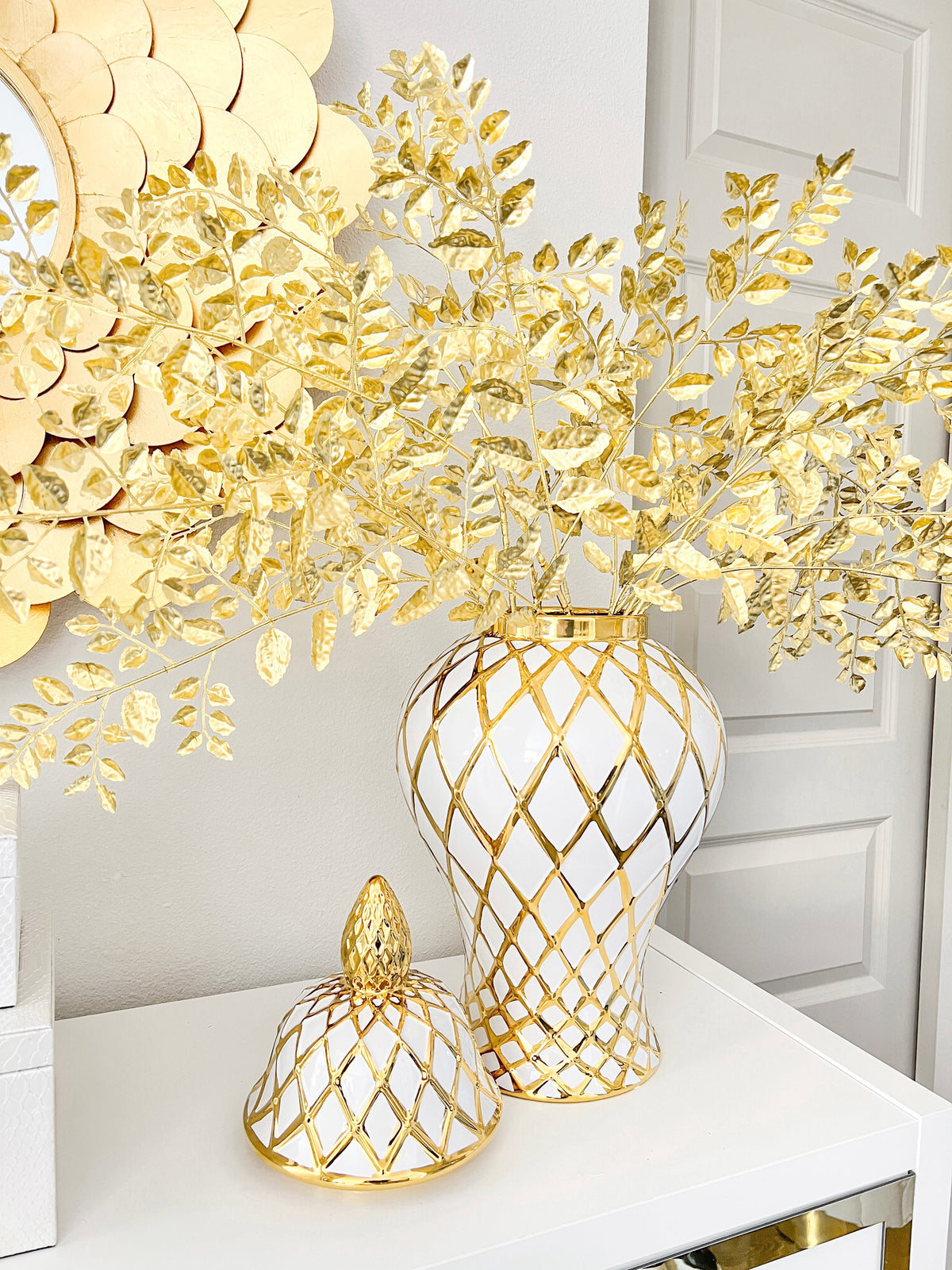 Gold Criss Cross Line Ginger Jar | HTS DECOR